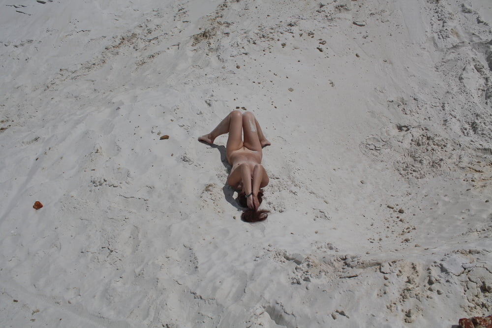 Naked On White Sand 44 Pics Xhamster